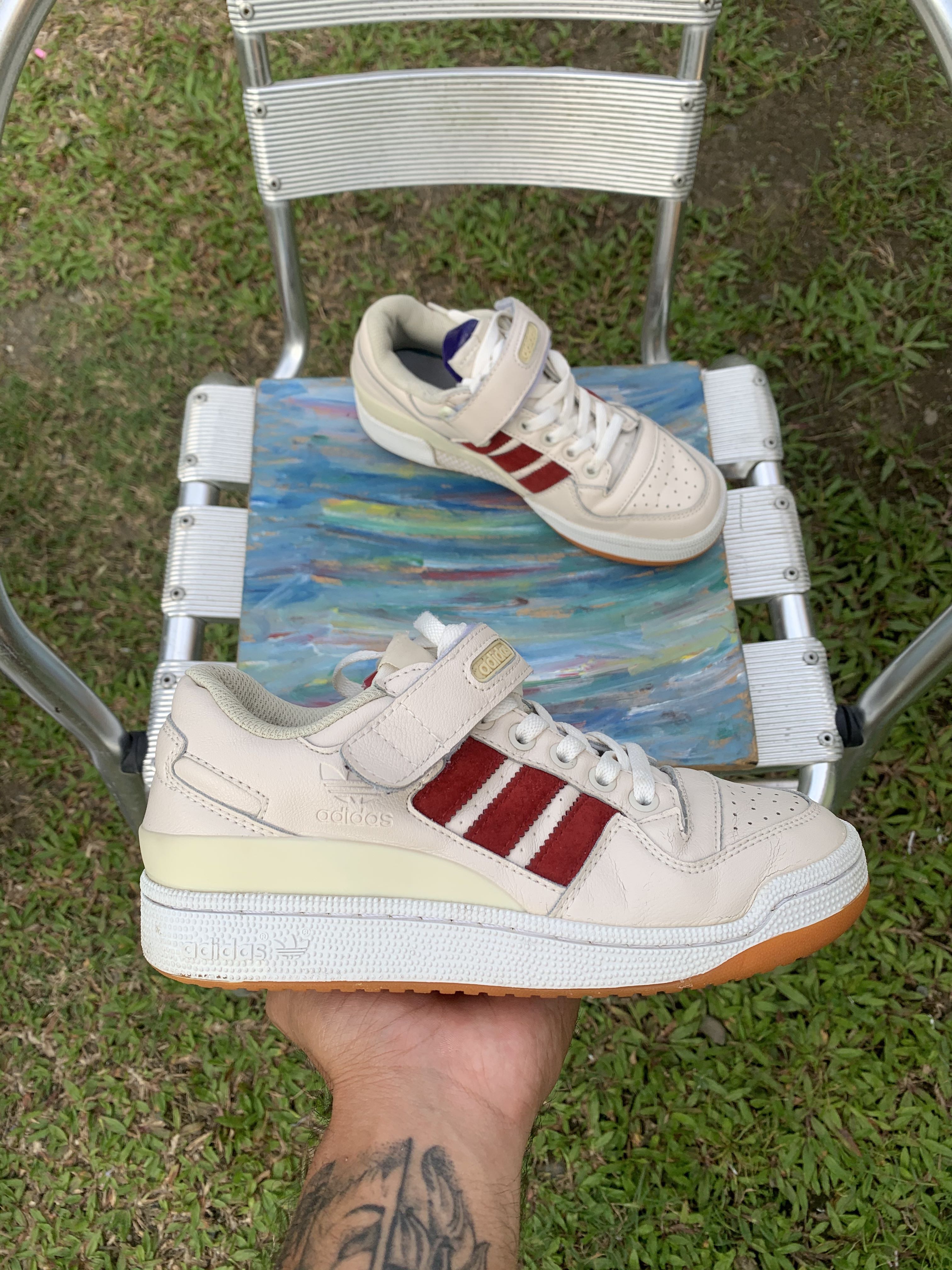 Adidas forum low, Women's Fashion, Footwear, Sneakers on Carousell