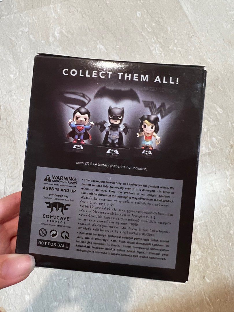 Batman vs Superman Limited edition figurine by Energizer, Hobbies ...