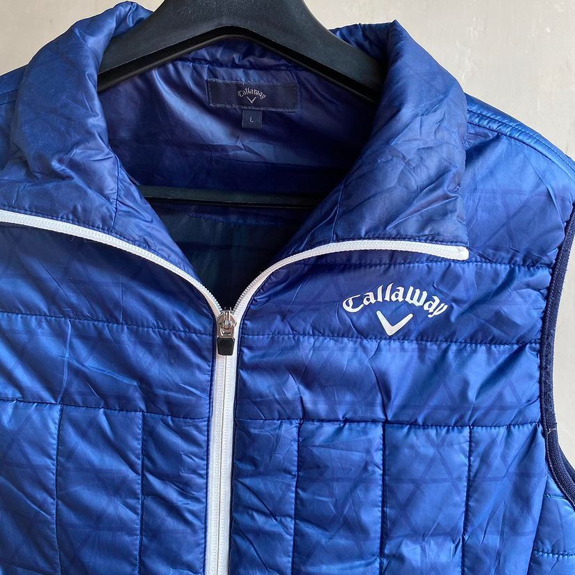 Callaway Golf Tech Zip Puffer Vest on Carousell