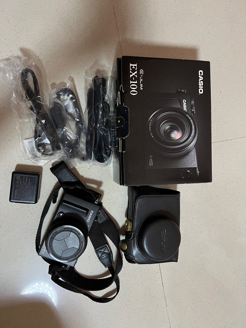 Casio EX100, Photography, Cameras on Carousell