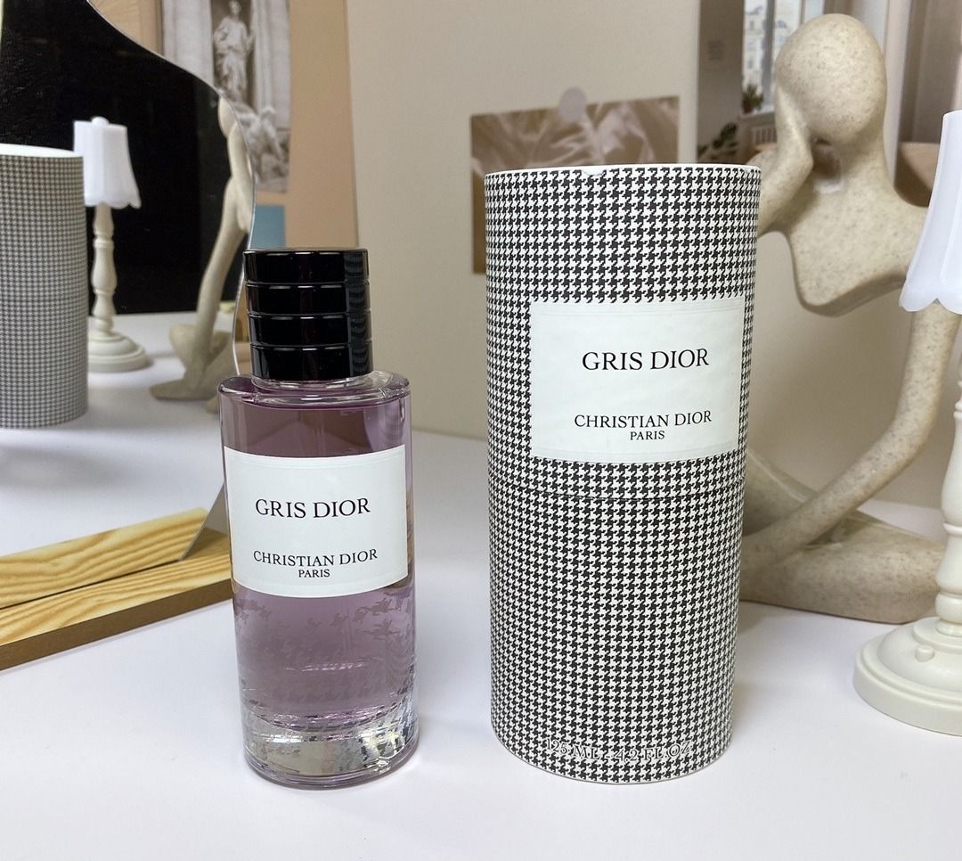Dior Perfume Gris Dior 125ml (WBP), Beauty & Personal Care, Fragrance ...