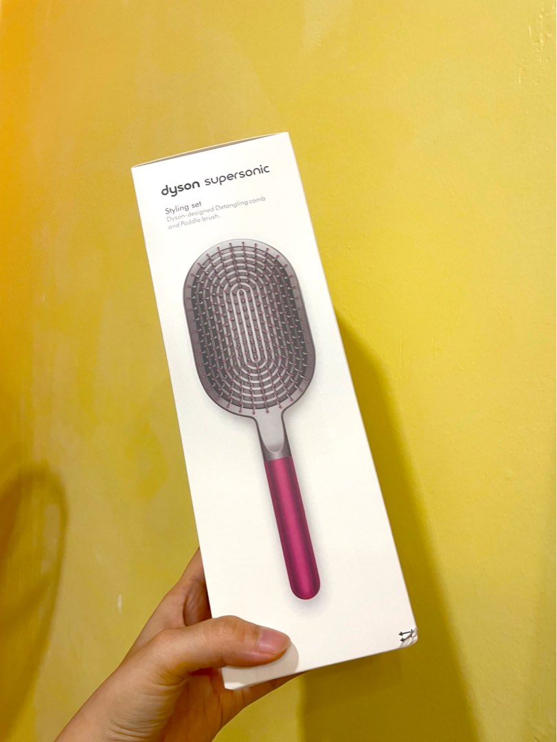 DYSON Detangling Comb & Paddle Brush Set, Beauty & Personal Care, Hair ...