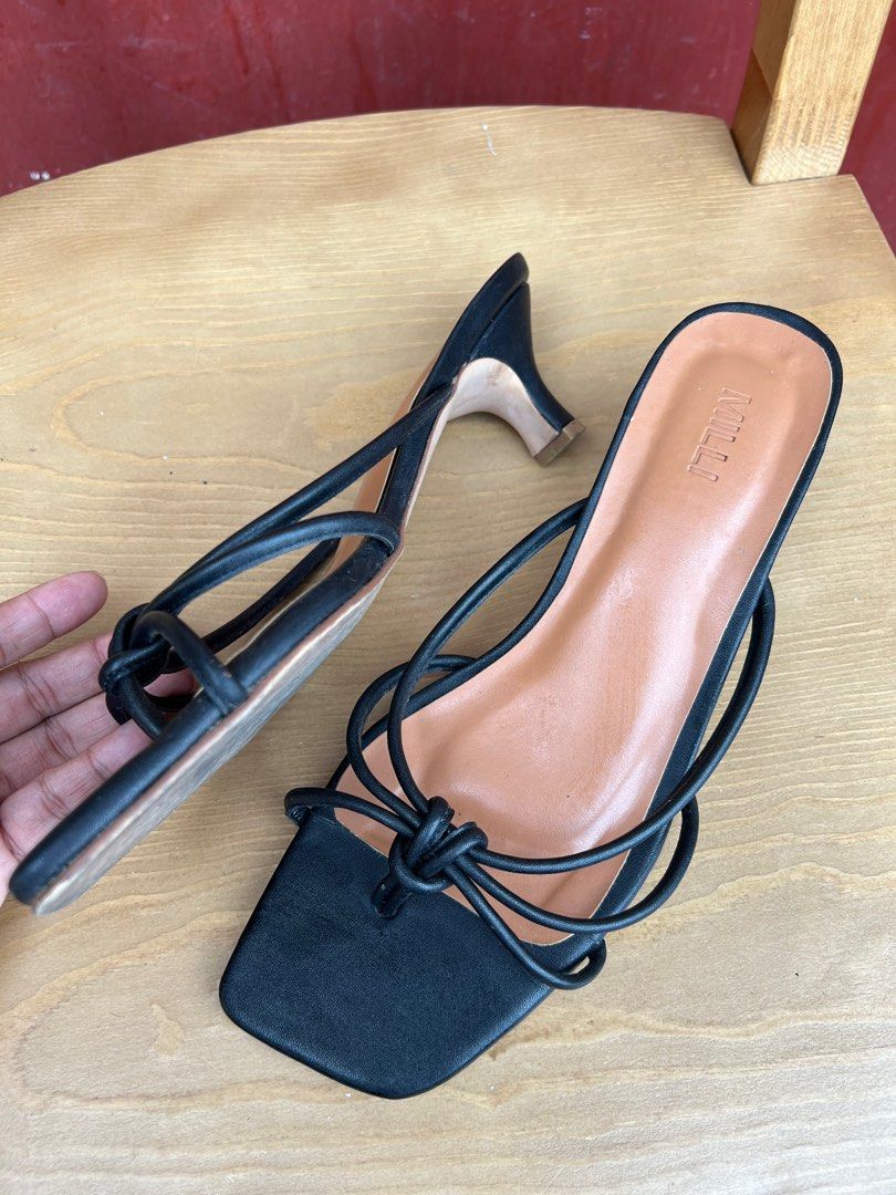 Erin kitten heels on Carousell