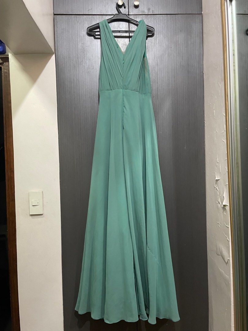 Green chiffon gown by Vee Tan studios, Women's Fashion, Dresses & Sets ...
