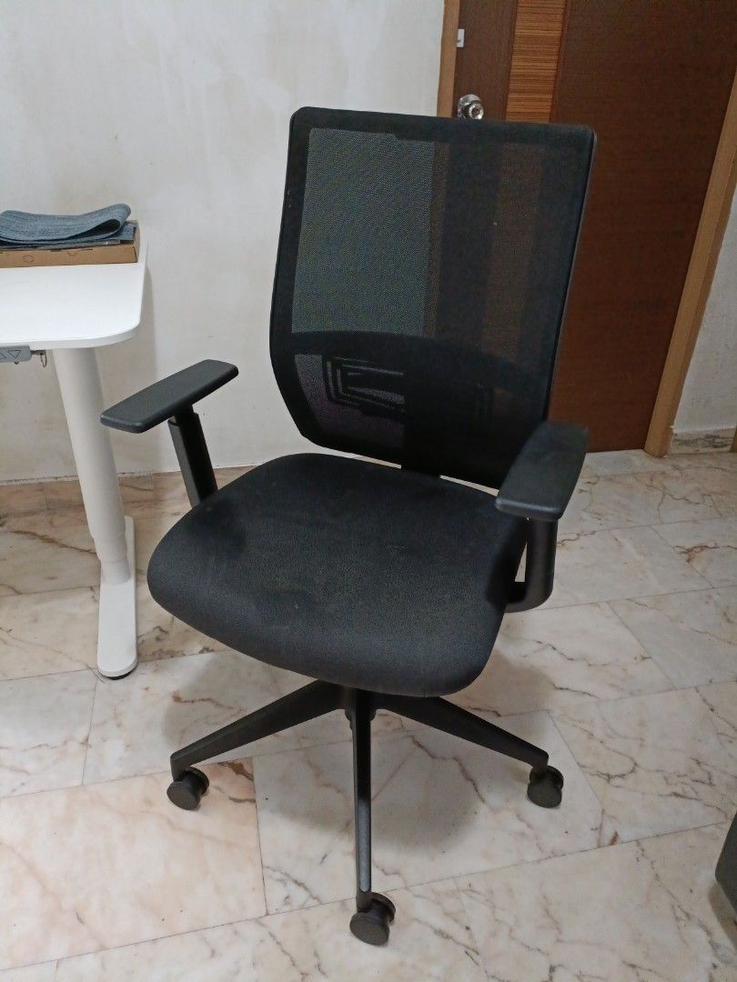 Haworth Ergonomic chair | Aloha easy, Furniture & Home Living ...