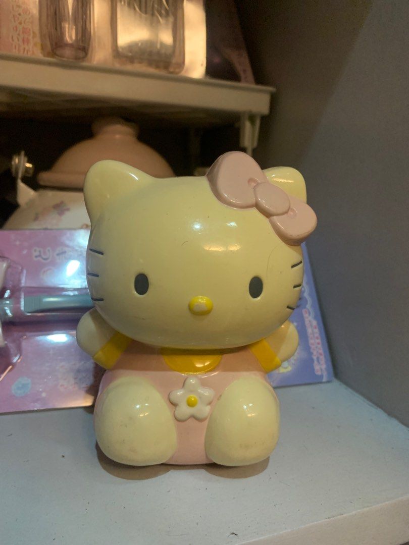 Hello Kitty Plastic Figure 2000 TOHO, Hobbies & Toys, Toys & Games on ...