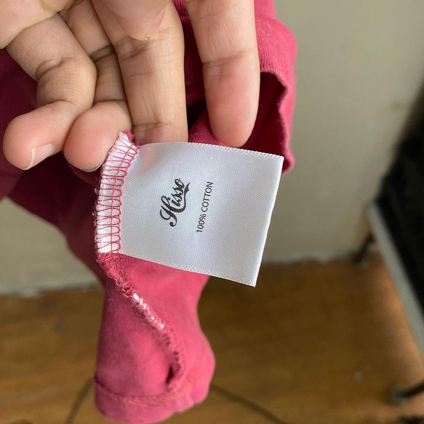 Hisso Essenso Apparel Tee, Men's Fashion, Tops & Sets, Tshirts & Polo ...