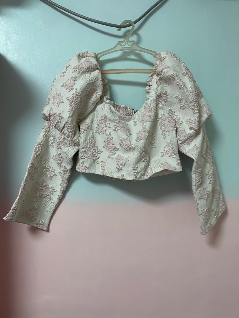 Hot Crop Top Forever 21 On Carousell