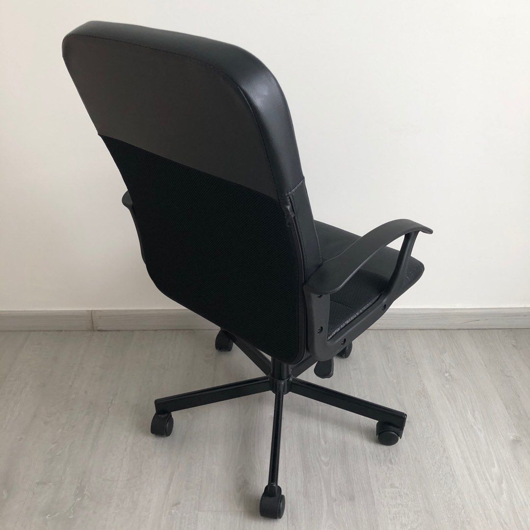 IKEA Renberget Office Chair, Furniture & Home Living, Furniture, Chairs ...