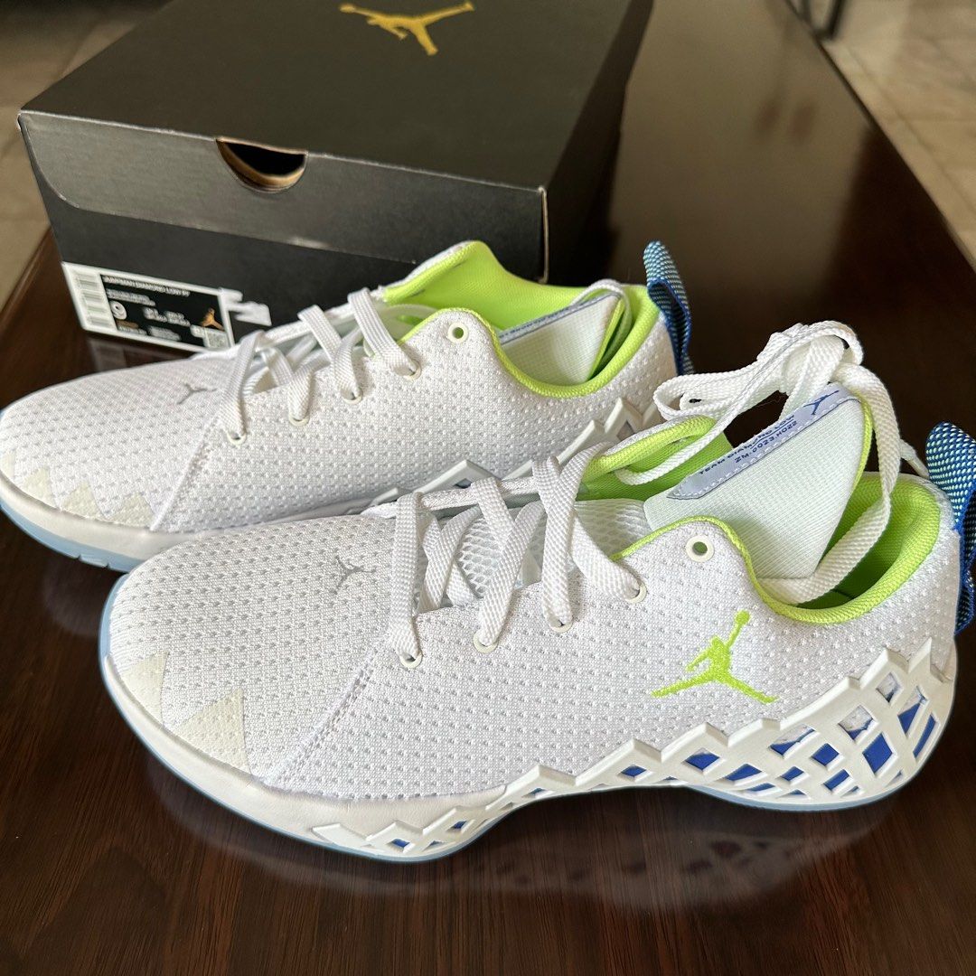 Jordan Jumpman diamond low, Men's Fashion, Footwear, Sneakers on Carousell