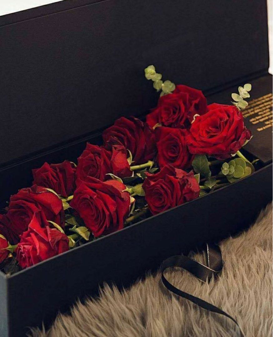 Long Stem Roses Bouquet Box, Hobbies & Toys, Stationery & Craft ...