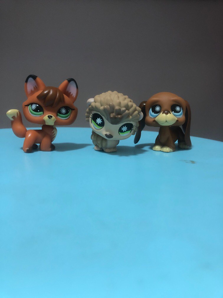 LPS Little Pet Stop figures, Hobbies & Toys, Toys & Games on Carousell