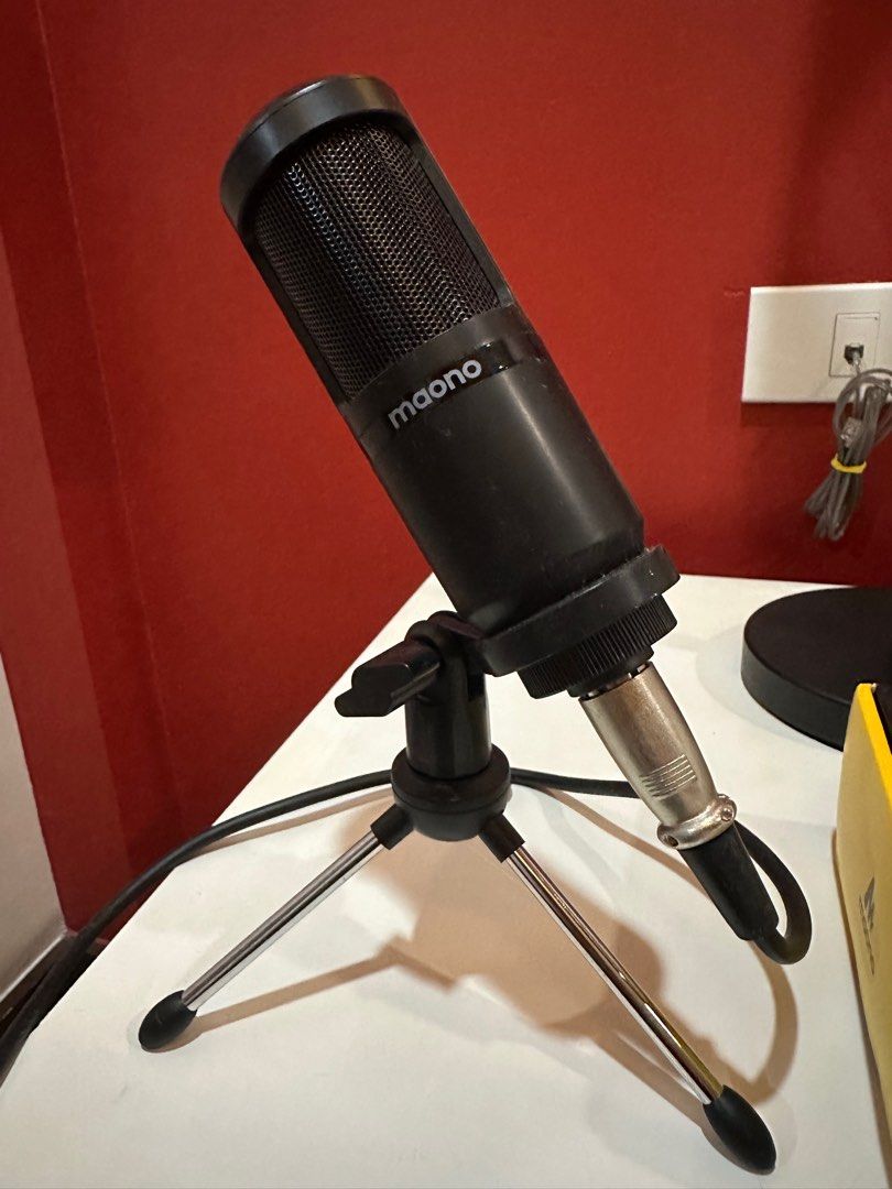 Maano Condenser Microphone Kit, Audio, Microphones on Carousell