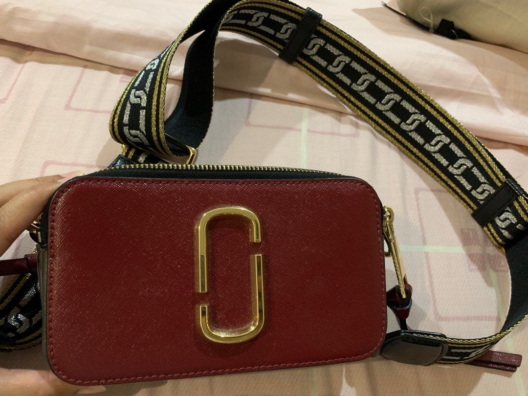 Marc Jacob Snapshot, Women's Fashion, Bags & Wallets, Cross-body Bags ...
