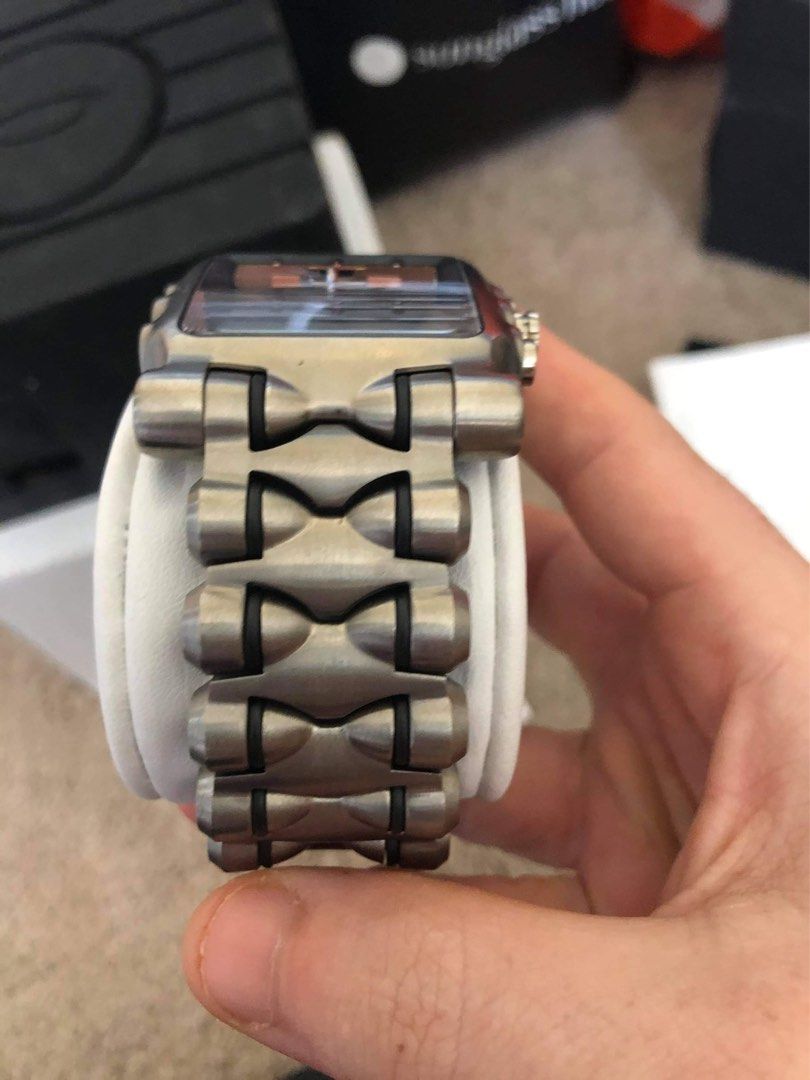 Oakley Minute machine on Carousell