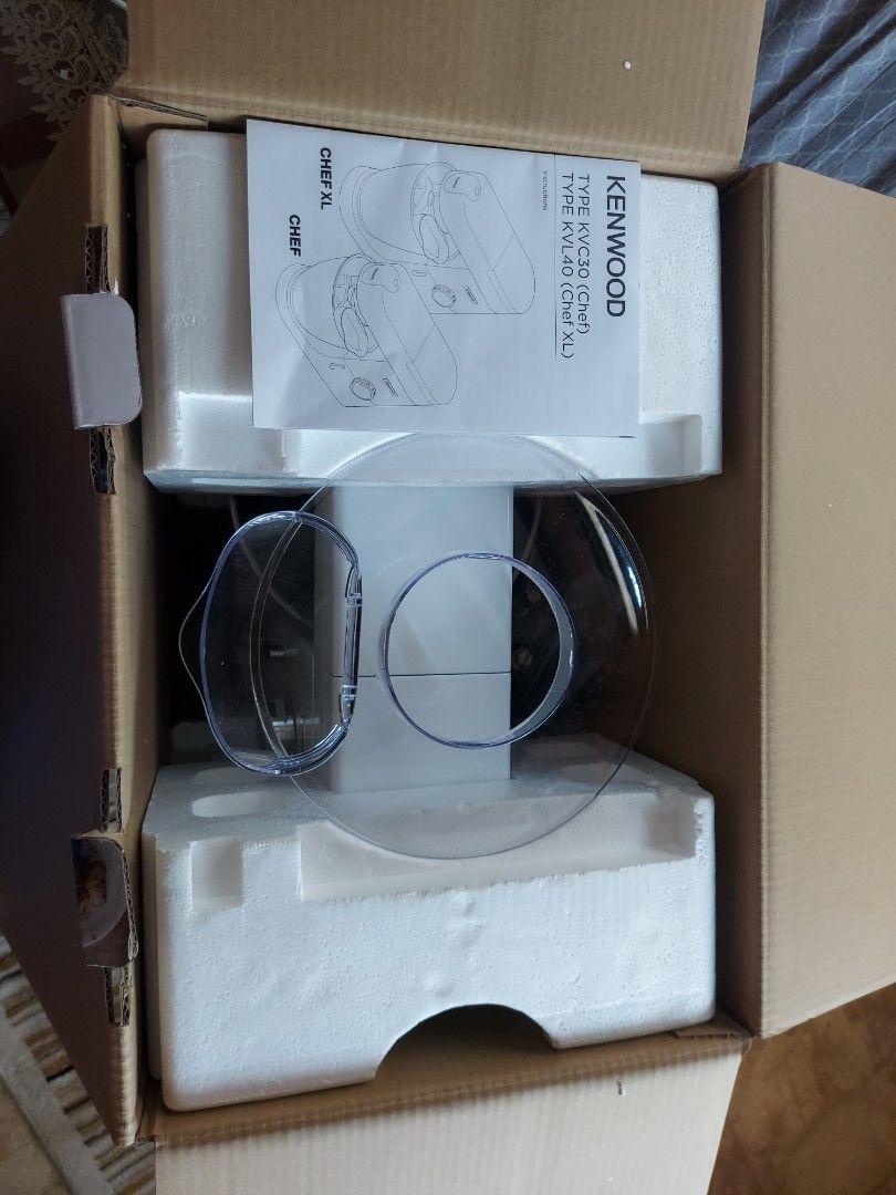 Original Kenwood Chef XL Mixer 220v, TV & Home Appliances, Kitchen ...