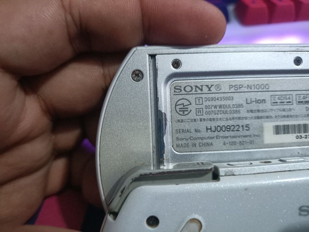 PSP Go 16GB+8GB SDCard, Video Gaming, Video Game Consoles, PlayStation ...