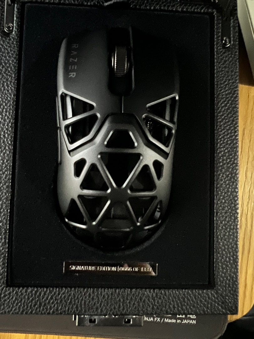 Razer Viper mini wireless signature edition, Computers & Tech, Parts ...