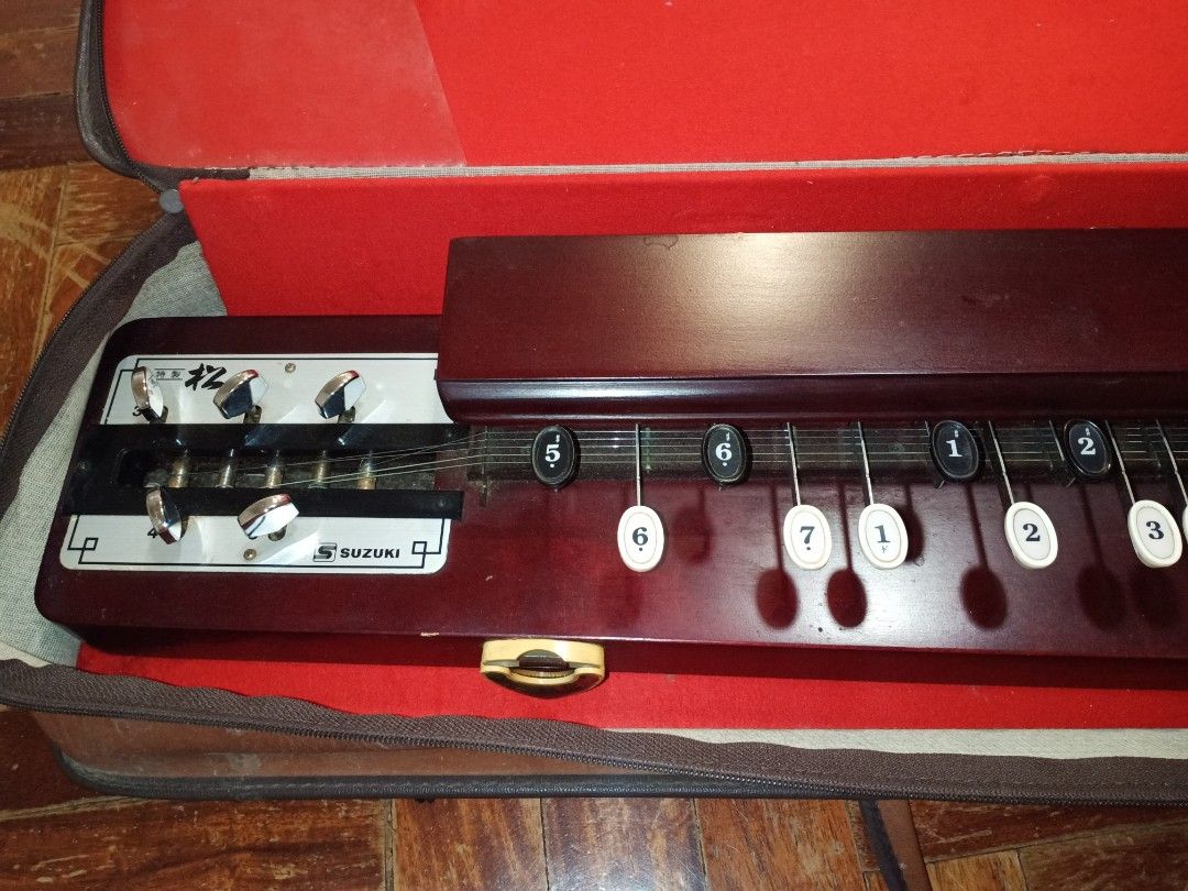 Suzuki Waraku Koto Synthesizer, Hobbies & Toys, Music & Media, Musical ...