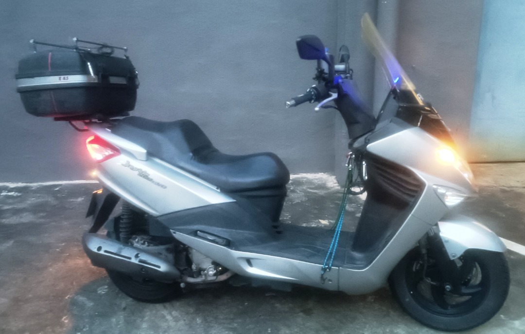 SYM JOYRIDE 200I Fuel injection for dekitting, Motorcycles, Motorcycles ...
