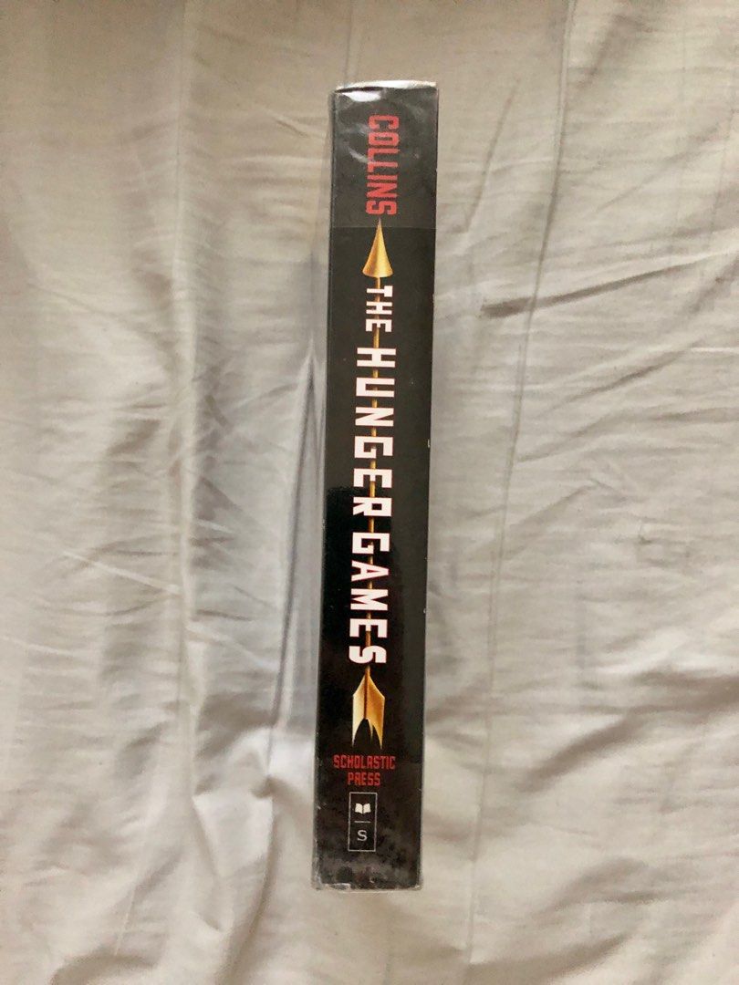 The Hunger Games Book by Suzanne Collins on Carousell