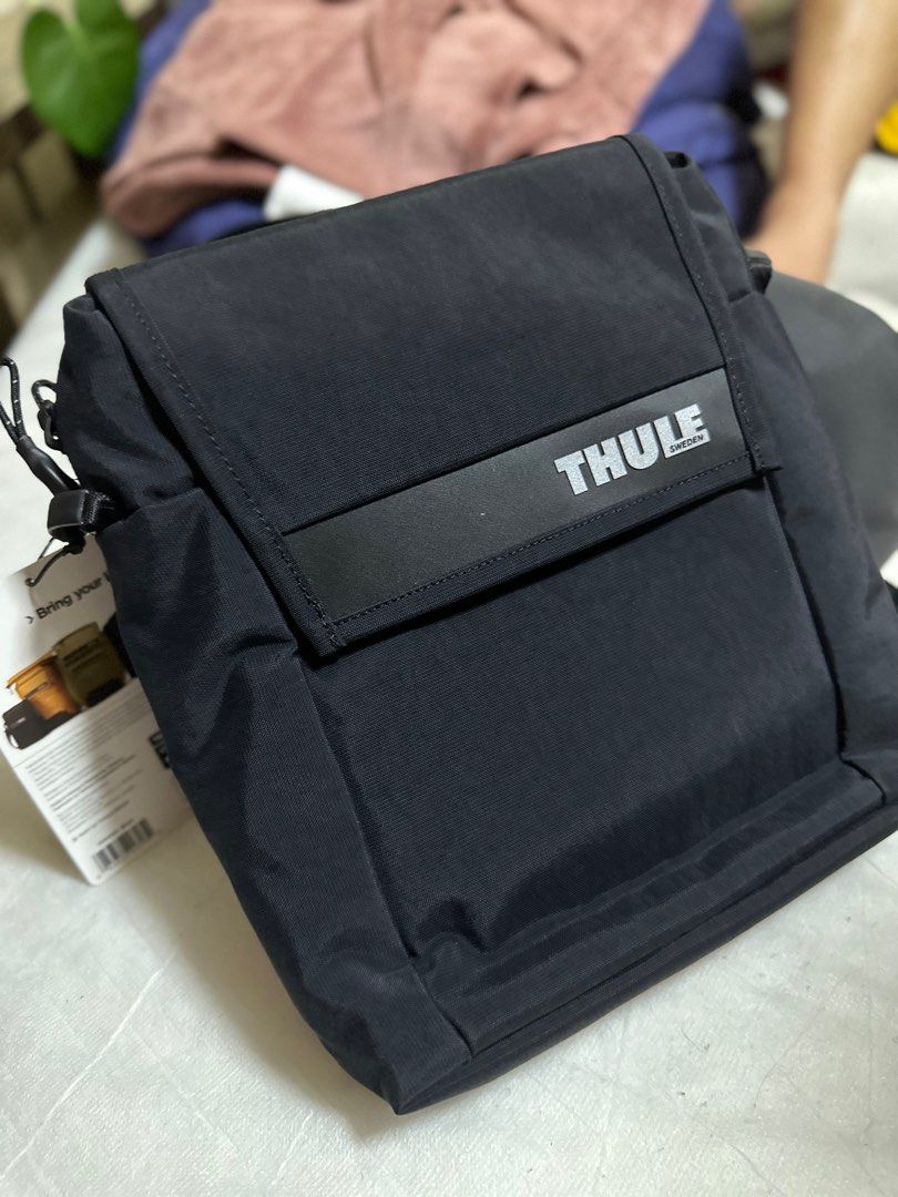 Thule Paramount 24L Backpack with Sling Bag, Men's Fashion, Bags ...