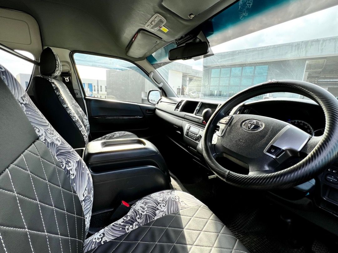 Toyota Hiace Commuter, Cars, Commercial Vehicles, Used on Carousell