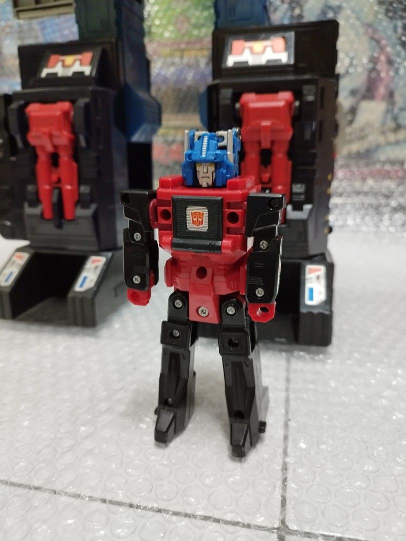 Transformer Titan Brave Maximus, Hobbies & Toys, Toys & Games on Carousell