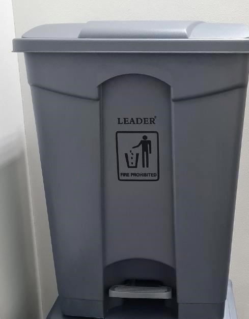 Used 2' height step trash bin with lid, Furniture & Home Living ...