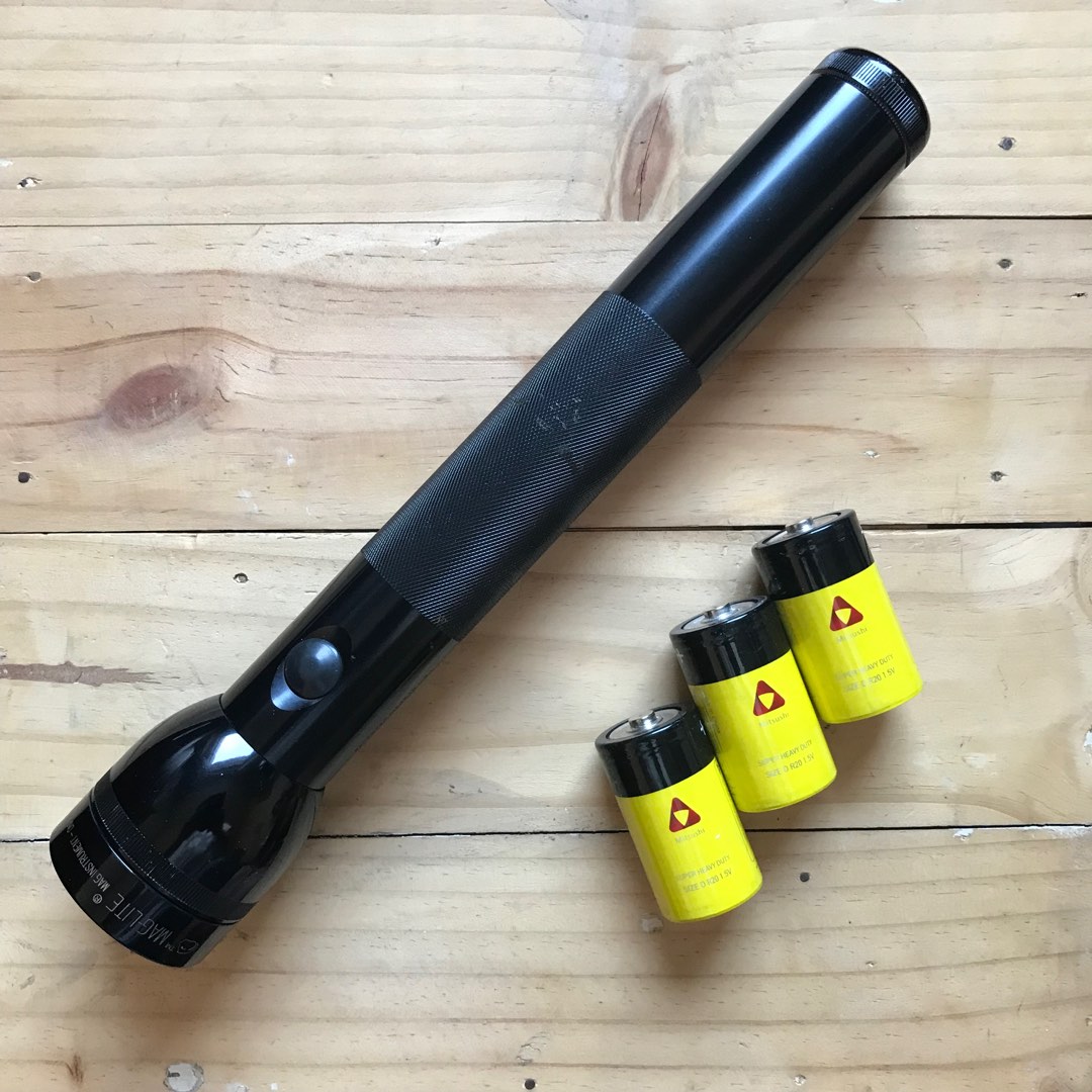 Vintage MAG lite 3D Cell battery on Carousell