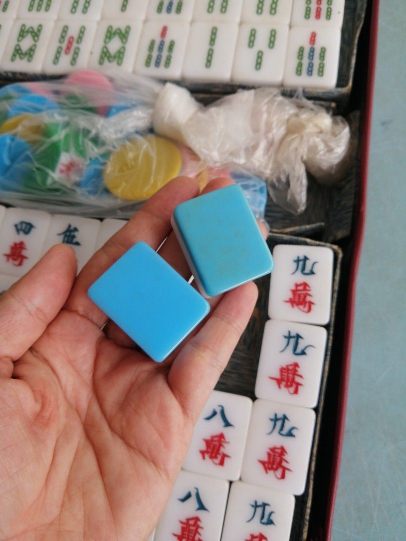 Vintage Mahjong Set Handcrafted 1980s set, Hobbies & Toys, Memorabilia ...