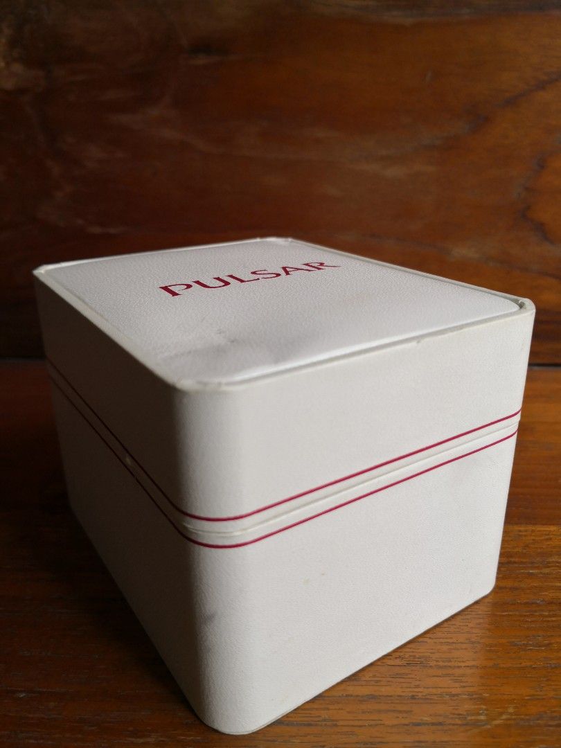 Vintage Pulsar Watch Box *Hamilton, Seiko, Hobbies & Toys, Collectibles ...