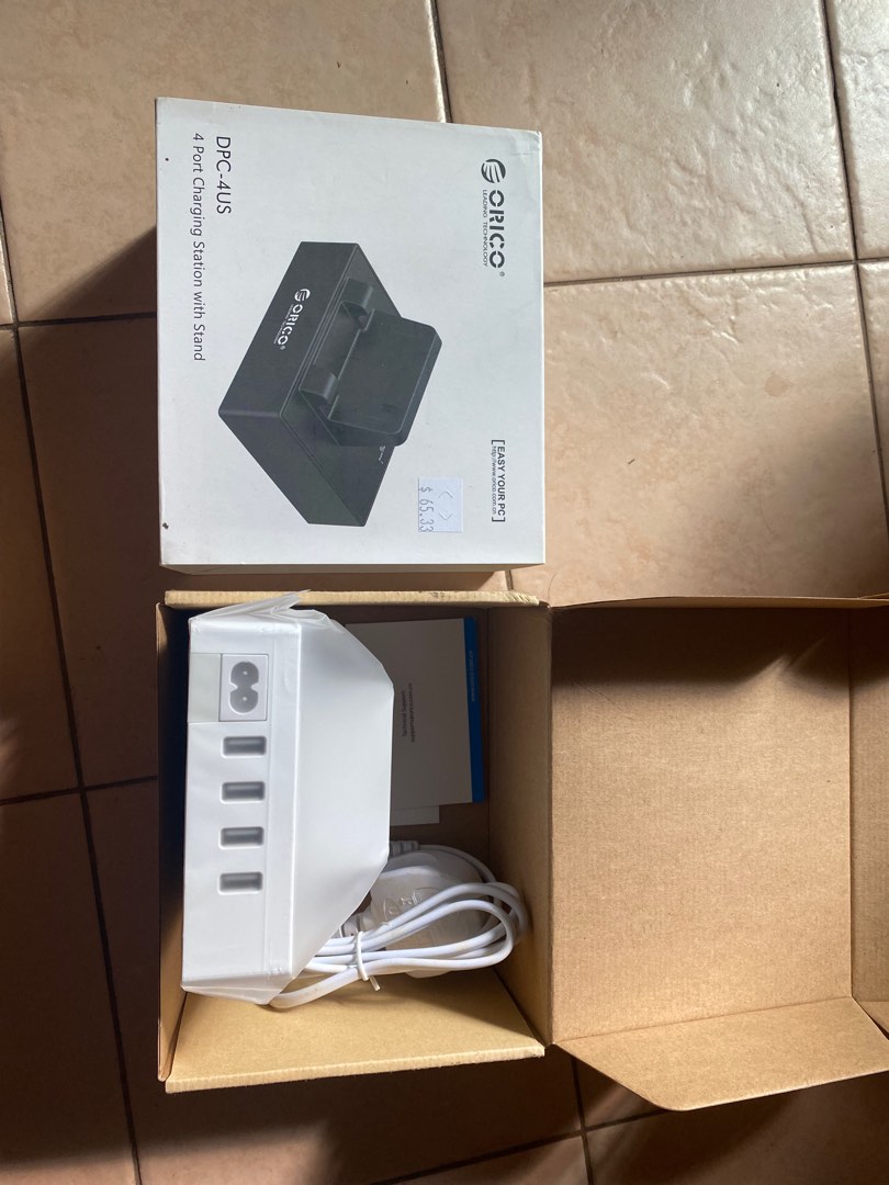 4 port USB charging station, Computers & Tech, Parts & Accessories ...