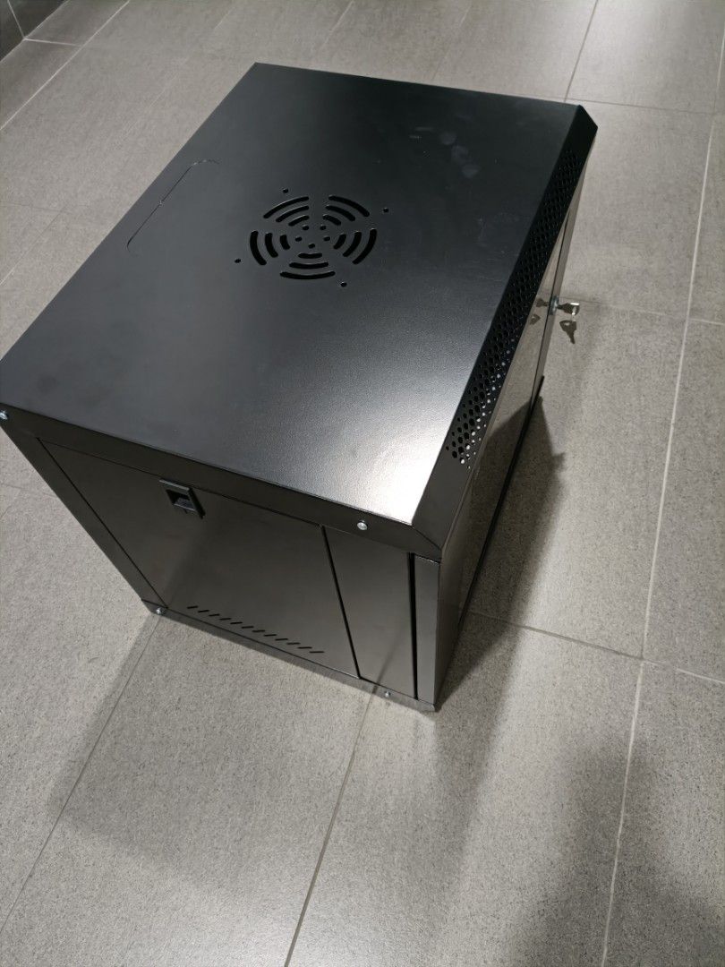 9U rack data storage patch panel cabinet, Computers & Tech, Parts ...