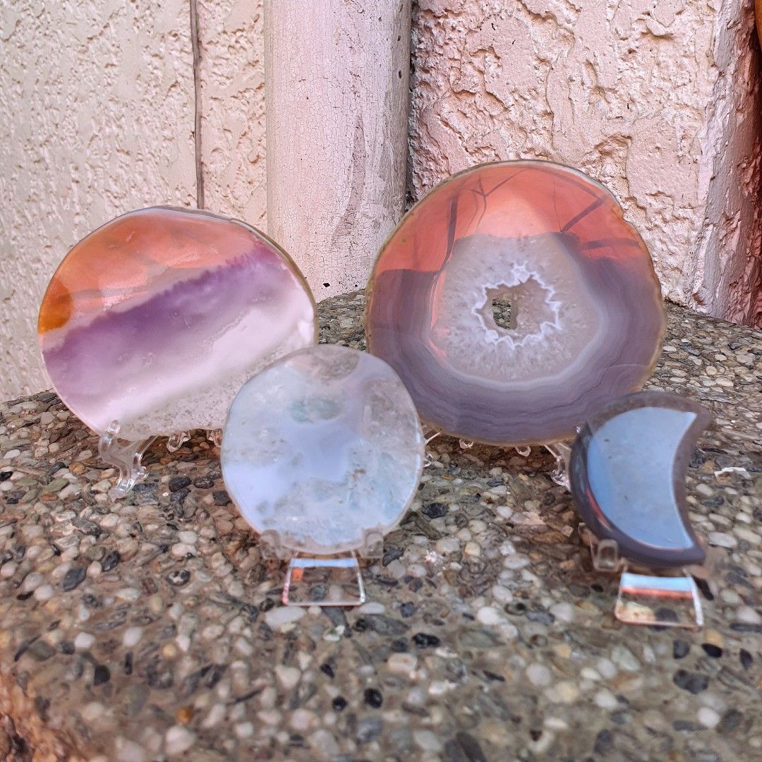 Agate x Quartz set: slab, coaster, plate, moon on Carousell