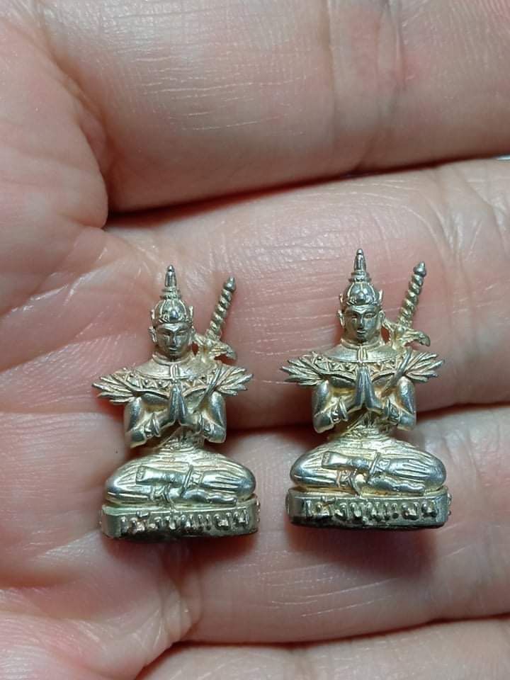 Ajarn Meng Khun Peng (BE2551), Hobbies & Toys, Memorabilia ...