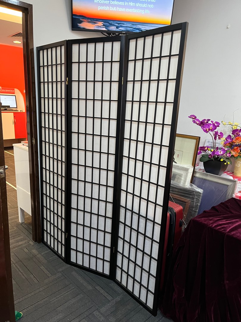 Almost new Divider Partition, Furniture & Home Living, Furniture, Other ...