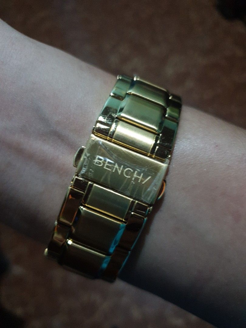 Bench Watch on Carousell