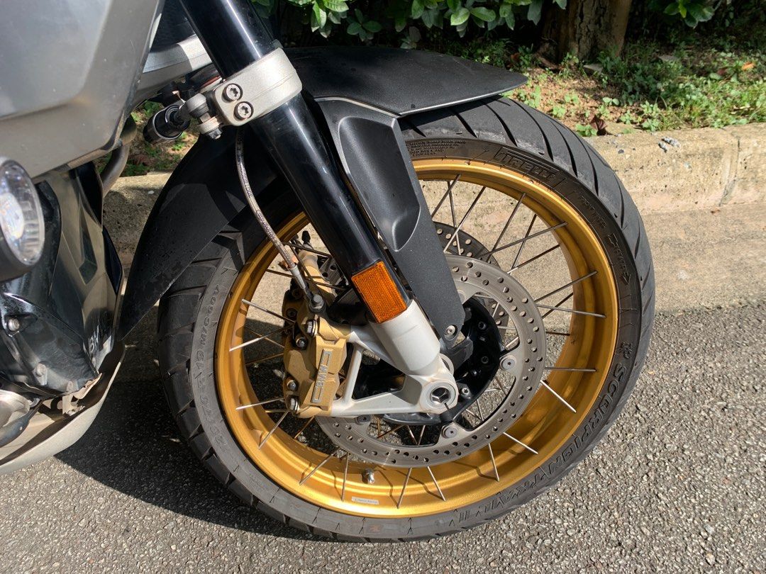 BMW R1250GSA HP Edition With Gold Color Spokes Rim. One Mature Owner ...