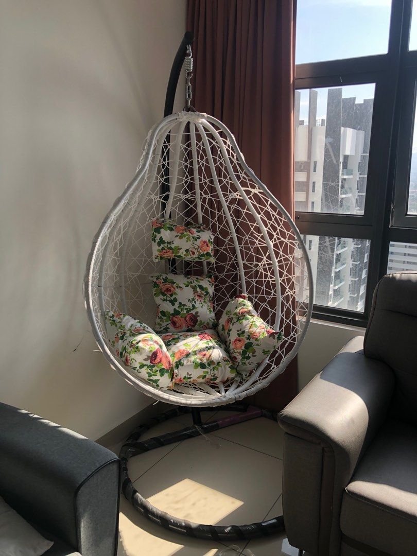 Buaian bulat, Furniture & Home Living, Home Decor, Other Home Decor on ...