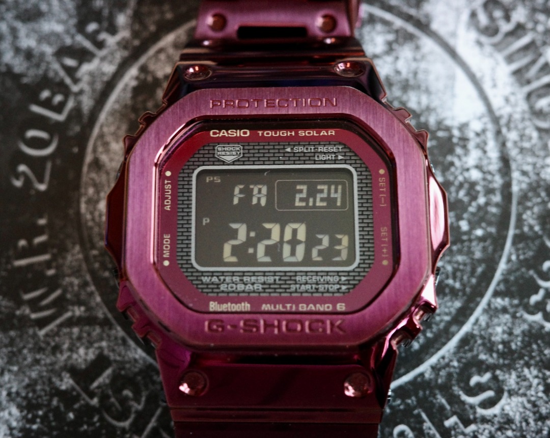 Casio G-Shock GMW-B5000RD-4 Red Square, 男裝, 手錶及配件, 手錶 - Carousell