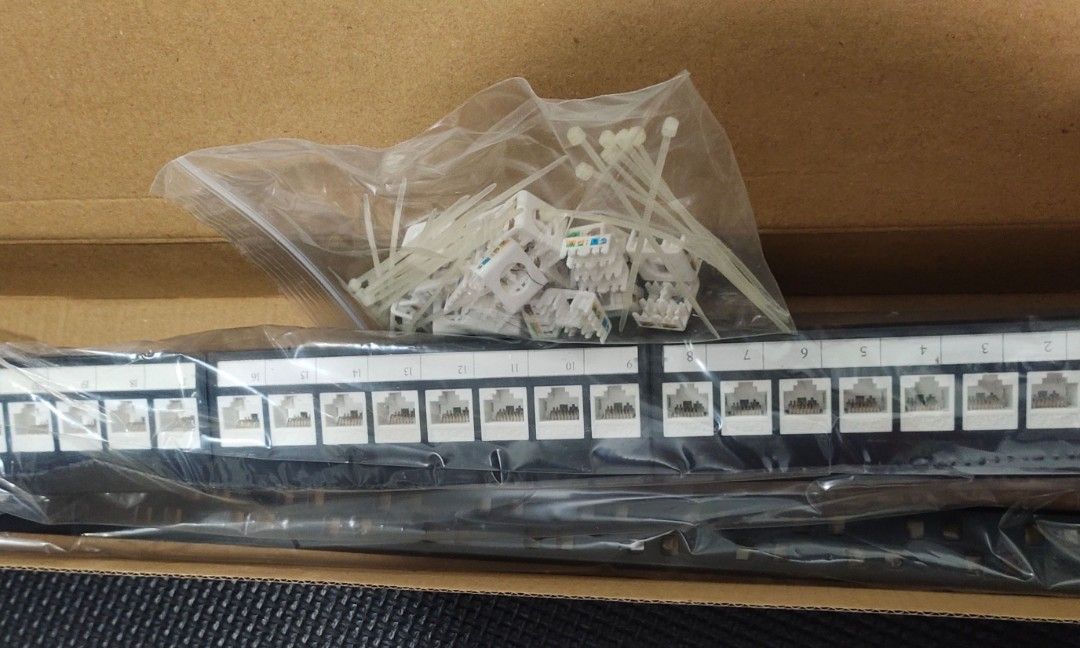 Cat 6 Utp 24 ports patch panel with tool less I.O., Computers & Tech ...