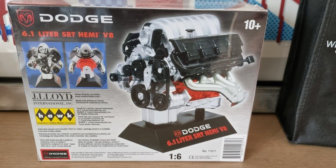 CLEARANCE SALE MODEL KIT DODGE HEMI ENGINE, Hobbies & Toys, Toys ...
