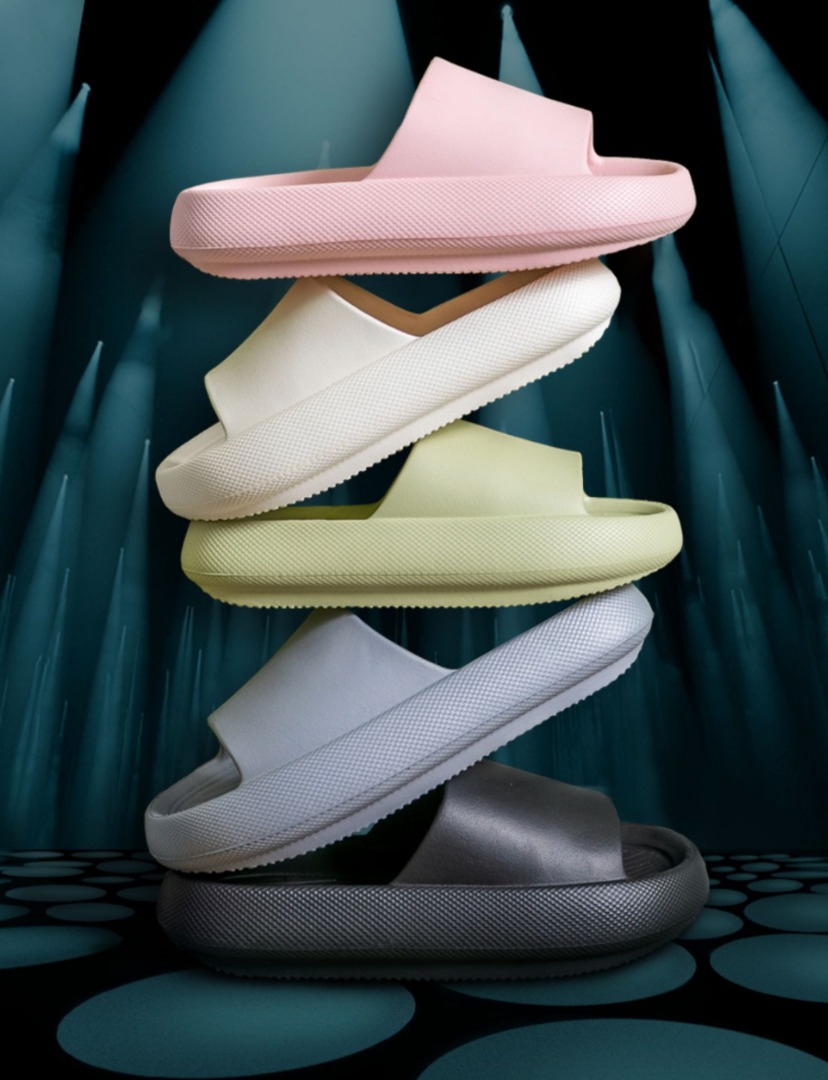 Cloud Slides, Women's Fashion, Footwear, Flipflops and Slides on Carousell