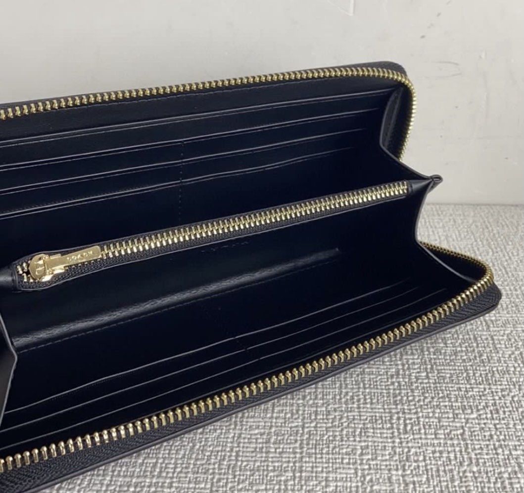 Coach Quilted Long Wallet, Women's Fashion, Bags & Wallets, Wallets ...