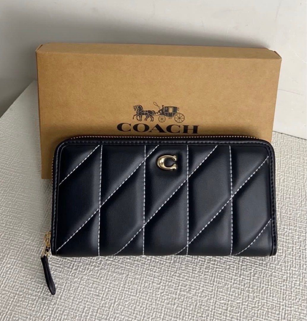 Coach Quilted Long Wallet, Women's Fashion, Bags & Wallets, Wallets ...