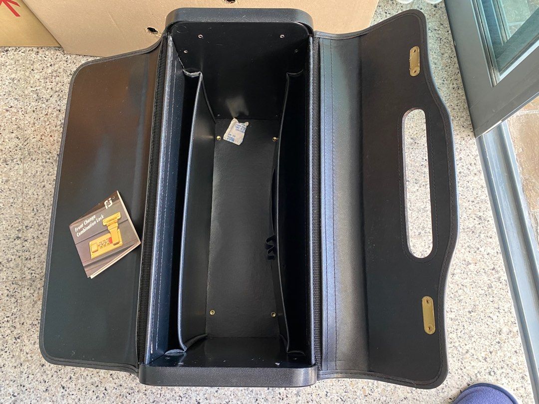 Echolac orignal leather case, Hobbies & Toys, Travel, Luggage on Carousell