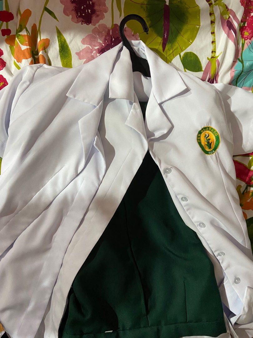 FEU Alabang (FEUA) Uniform, Women's Fashion, Coats, Jackets and ...