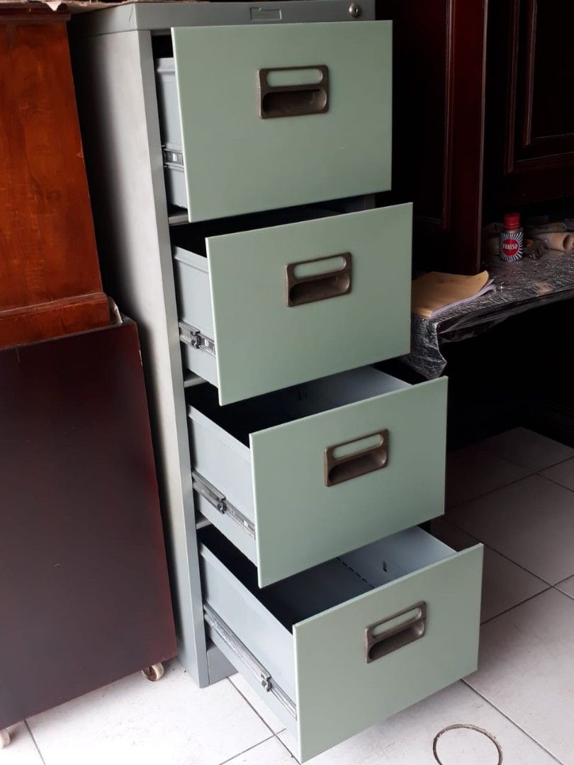 Filing kabinet full besi, Perabotan Rumah di Carousell