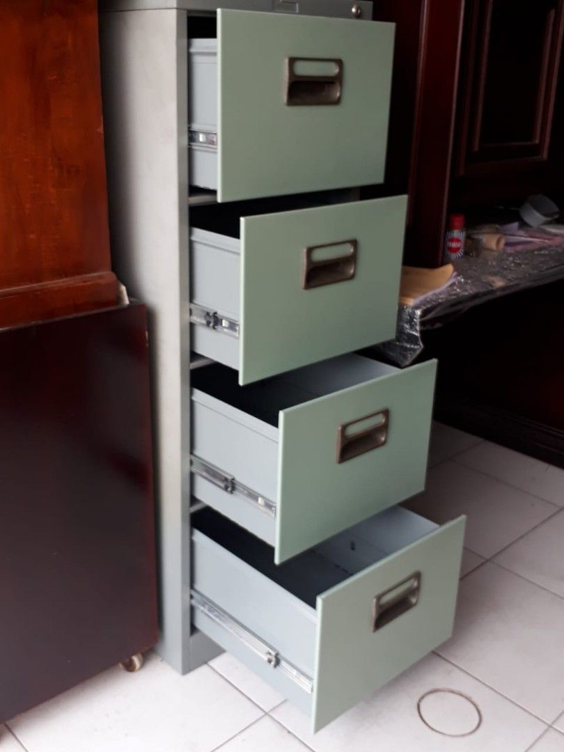 Filing kabinet full besi, Perabotan Rumah di Carousell